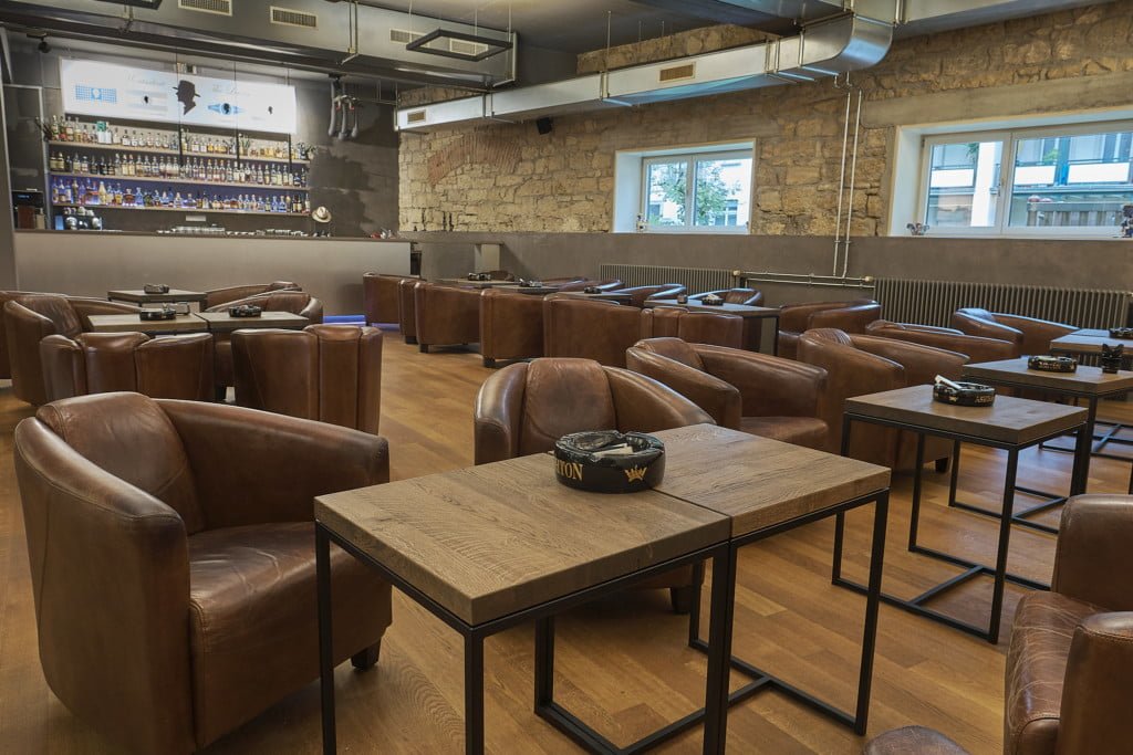 Lounge of Smoke • House of Smoke